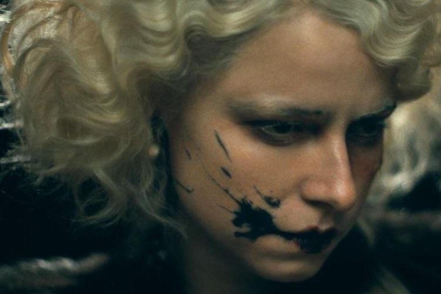 Christian Balesta tulee Frankensteinin hirviö ensimmäisessä ...