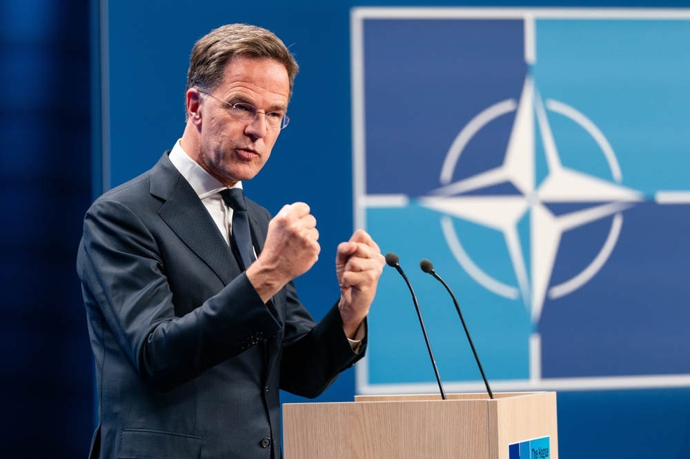 Rutte sanoo Trumpin tekevän "oikeita asioita Natolle" kannustamalla ...
