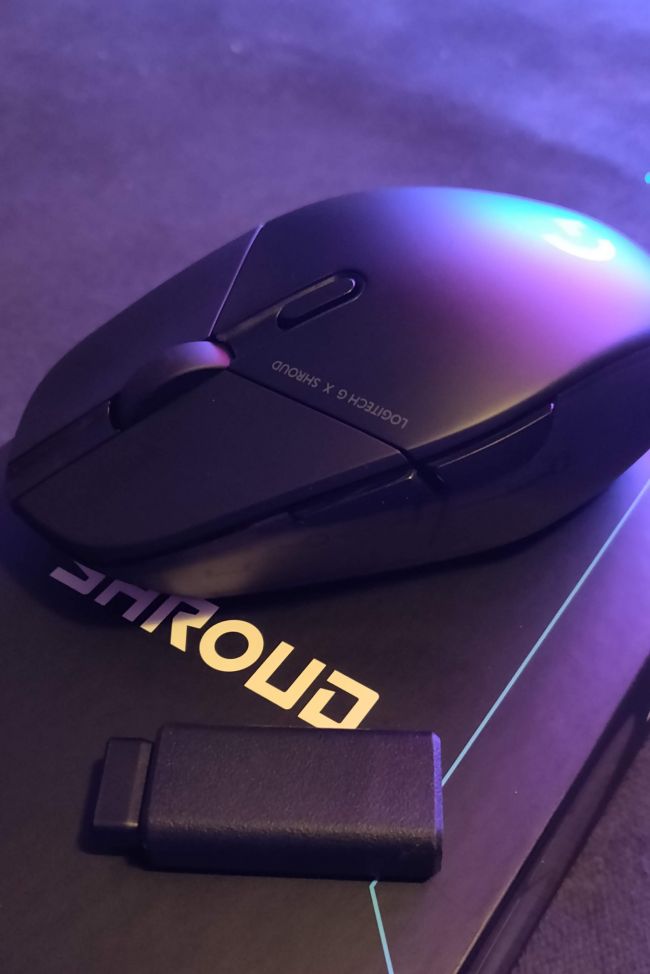 Logitech G303 Shroud Edition - - Gamereactor