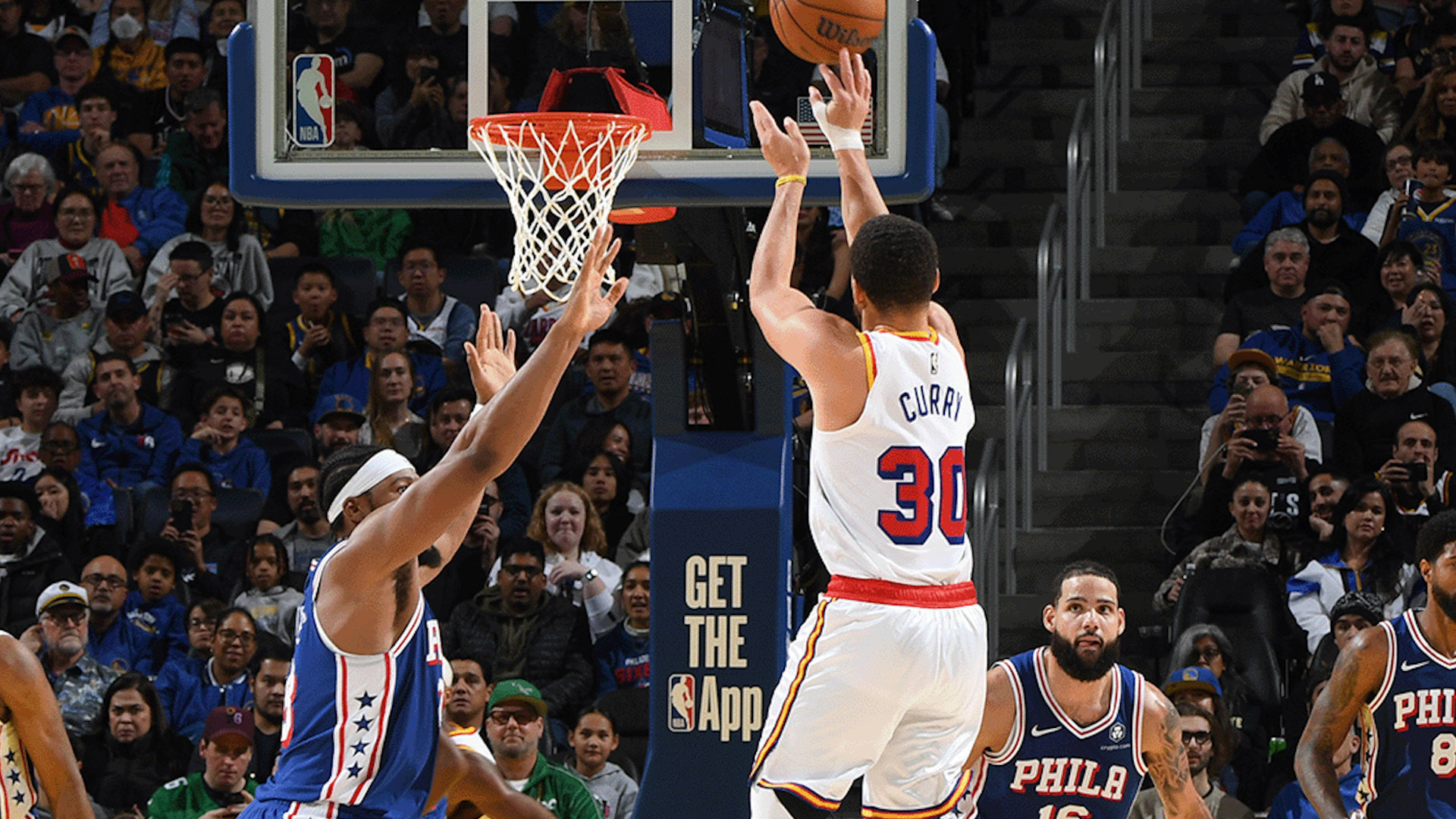 Stephen Curry ja LeBron James osoittivat tänään, miksi he ovat NBA ...