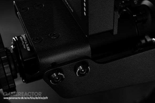 Simlab X1-Pro -kilpa-ajo-ohjaamo - - Gamereactor