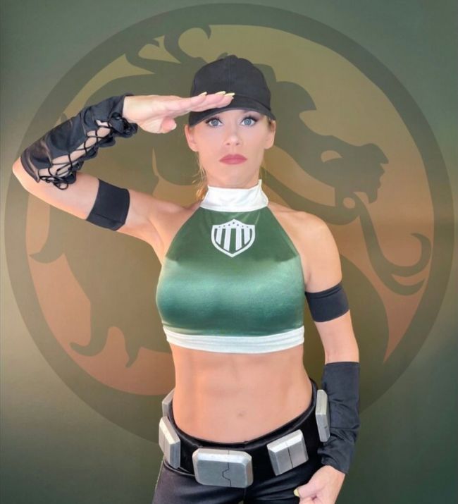 Mortal Kombat 3 N Sonya Blade Kerri Ann Hoskins Haluaisi Olla Taas