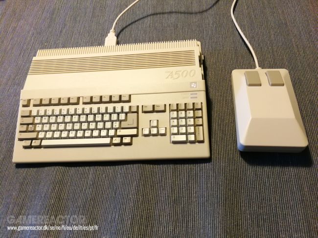 Amiga 500 Mini - - Gamereactor