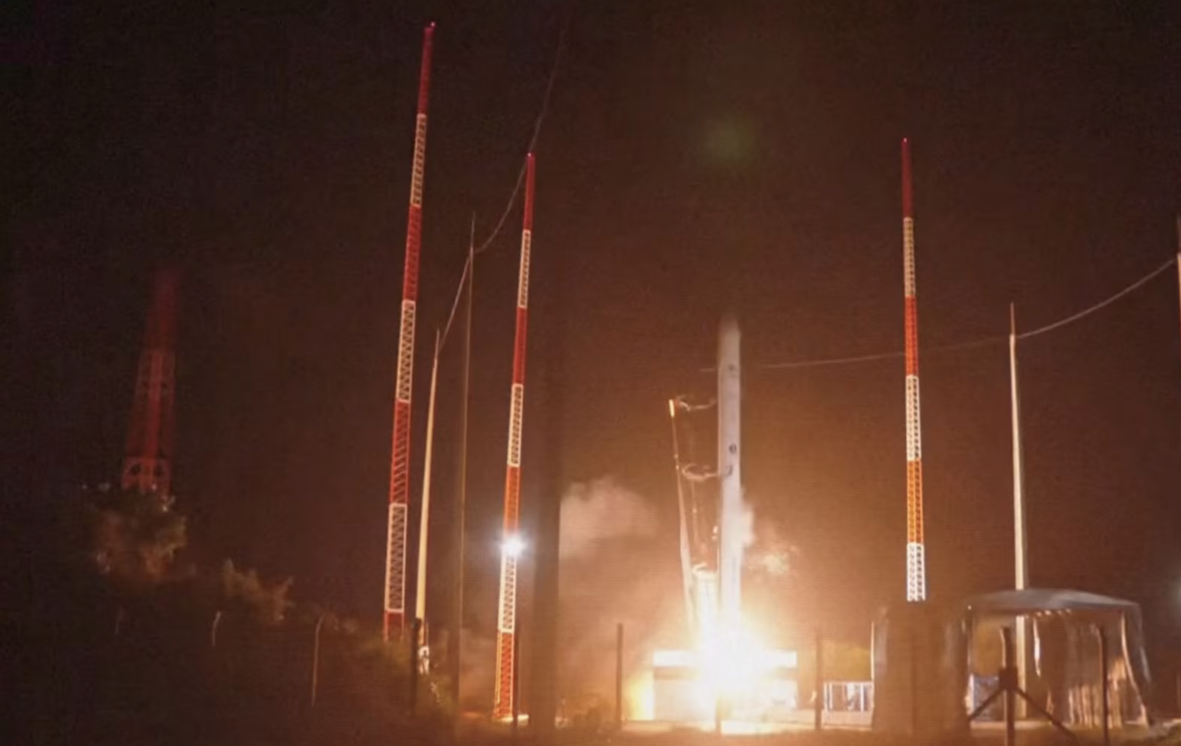 Innospace-raketti syöksyy maahan ensimmäisen kaupallisen laukaisun ...