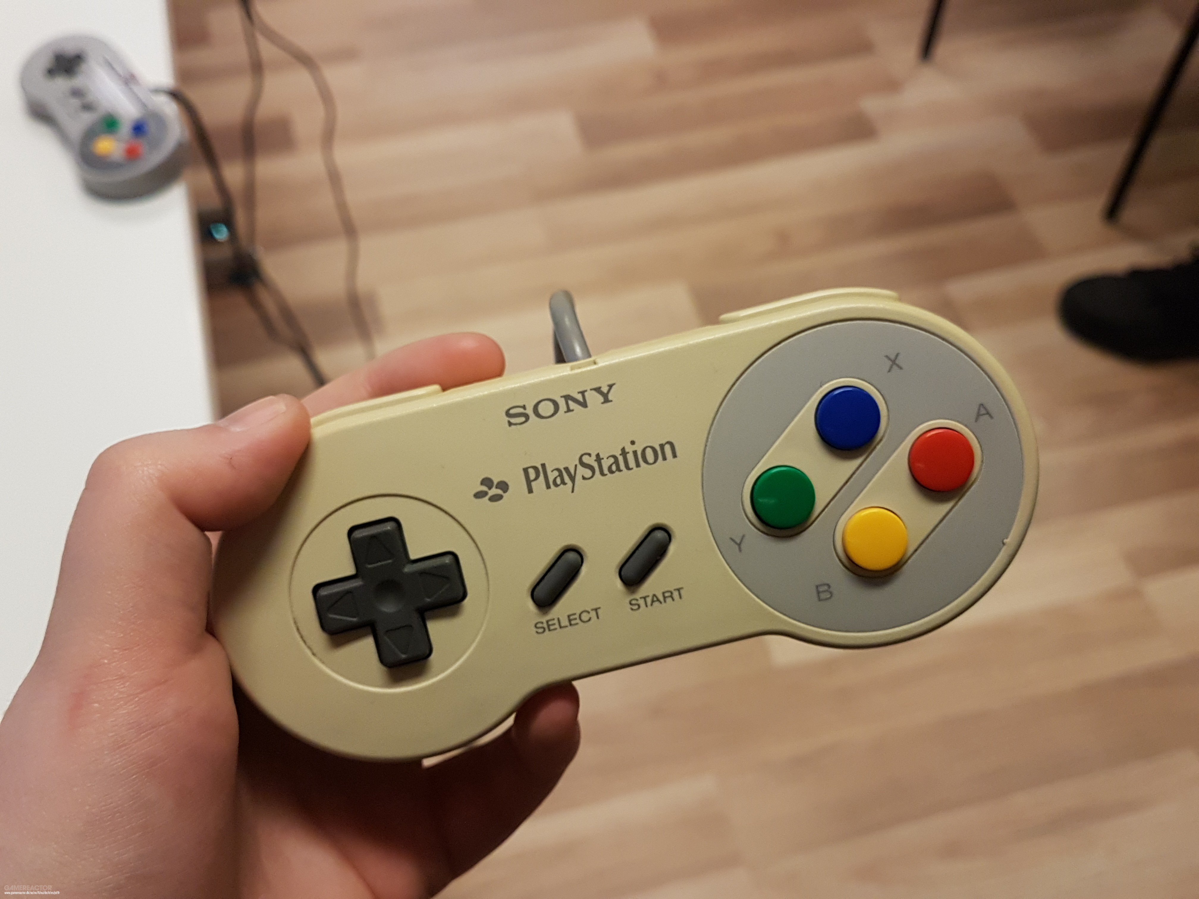 Harvinainen Nintendo PlayStation -ohjain tulee myyntiin huutokaupassa ...