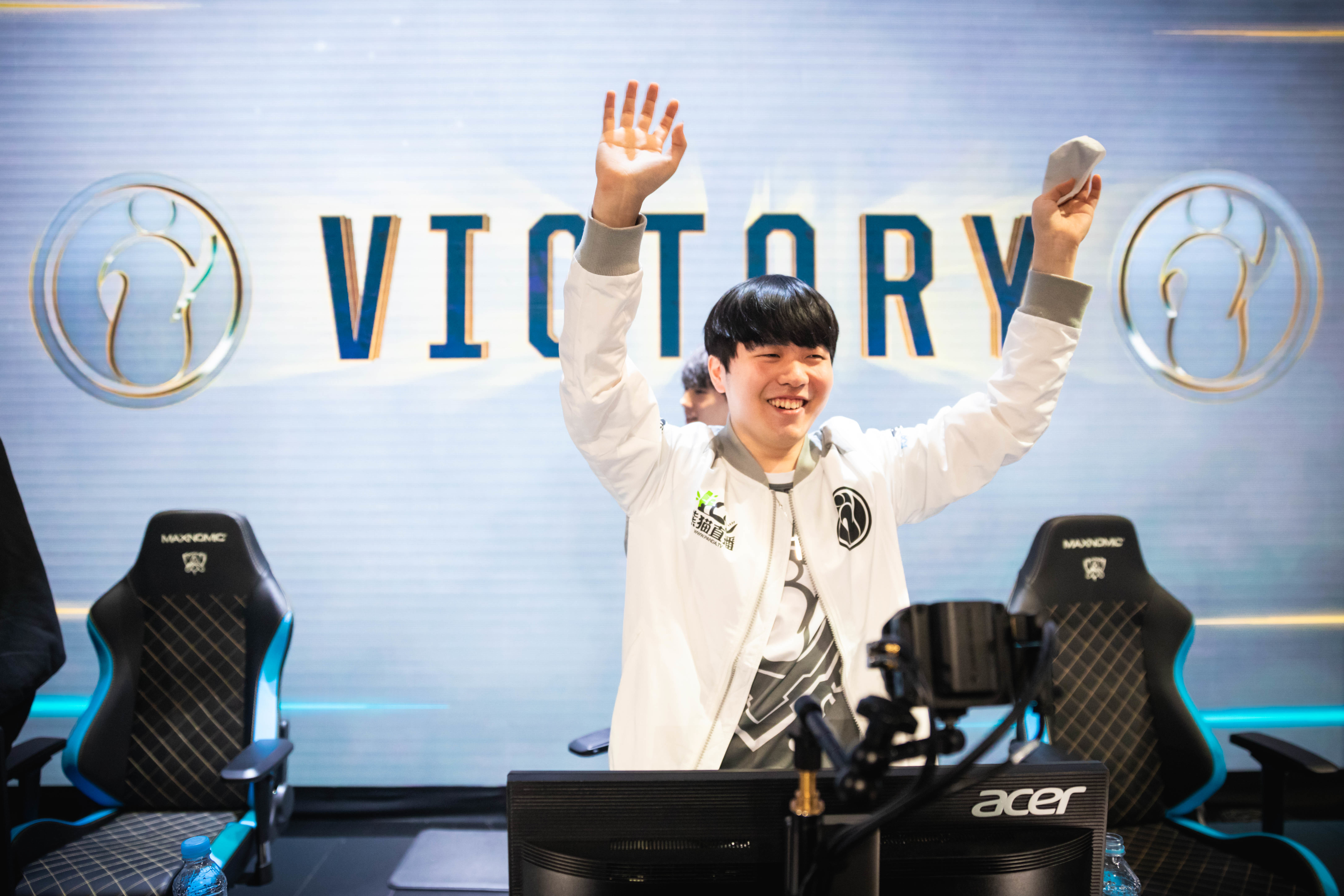 Invictus Gaming ja Fnatic ovat Worlds-finalistit - League of Legends ...